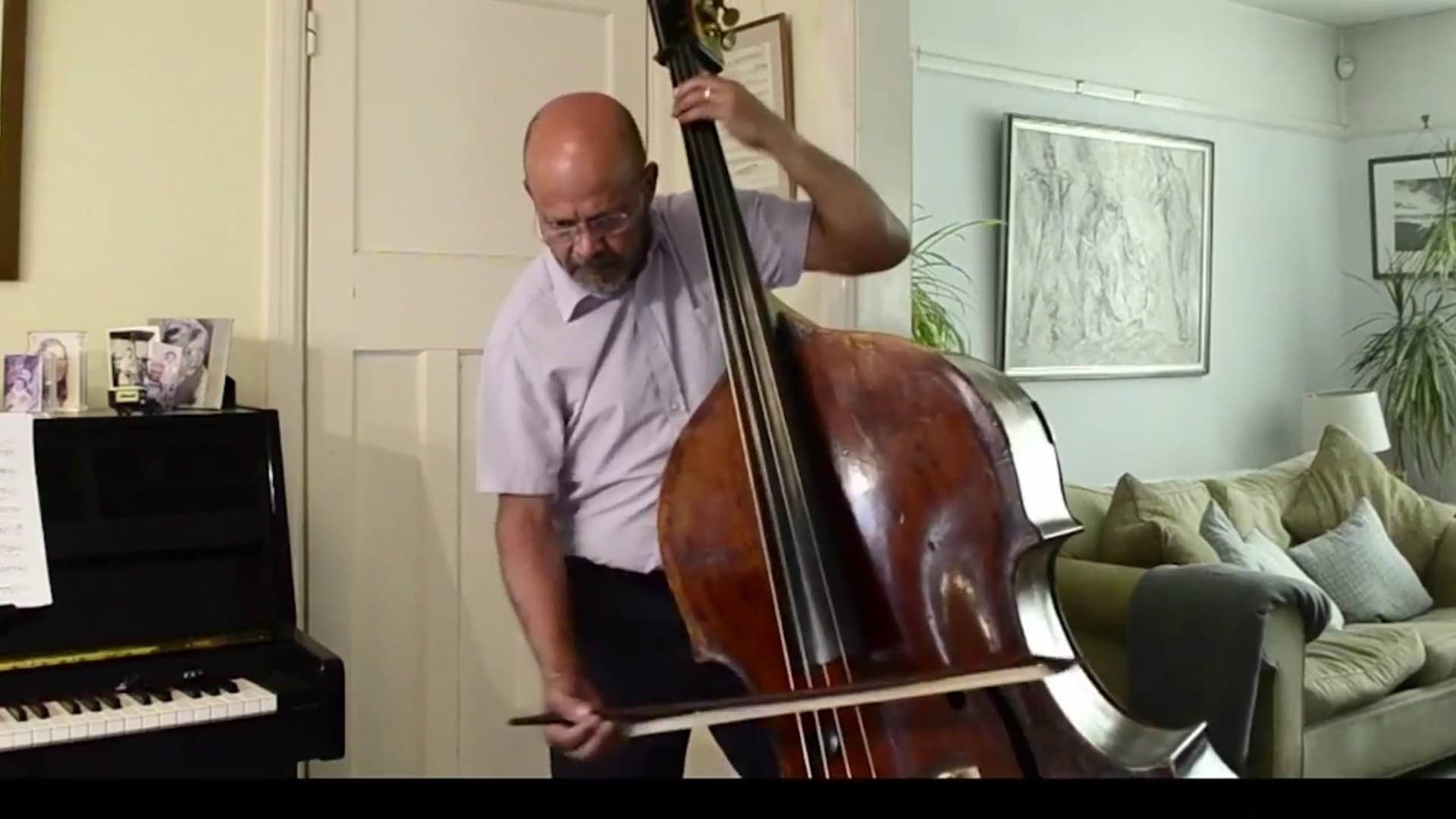 Leon Bosch on double bass, streaming from the UK